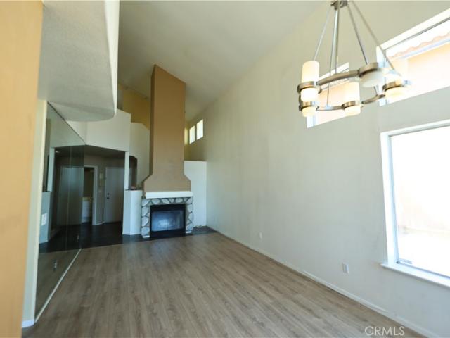 15657 Ladera Vista Drive