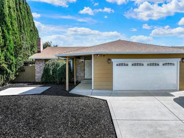 1565 Meadowlark Dr, Fairfield, CA 94533