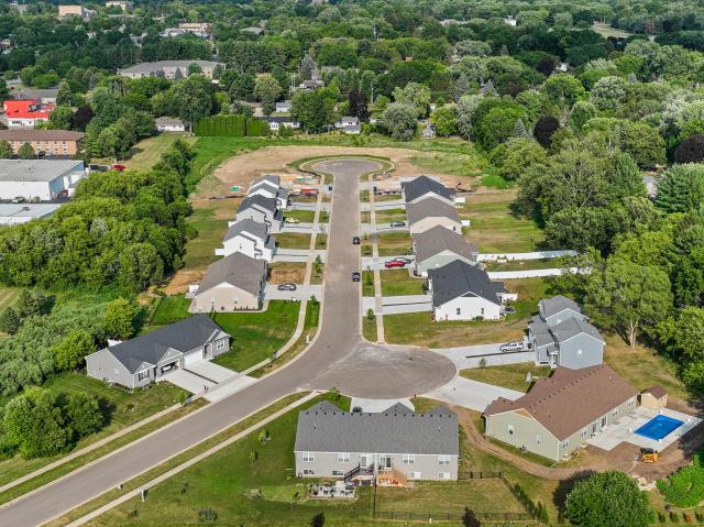 1565 Meadowview Ct
