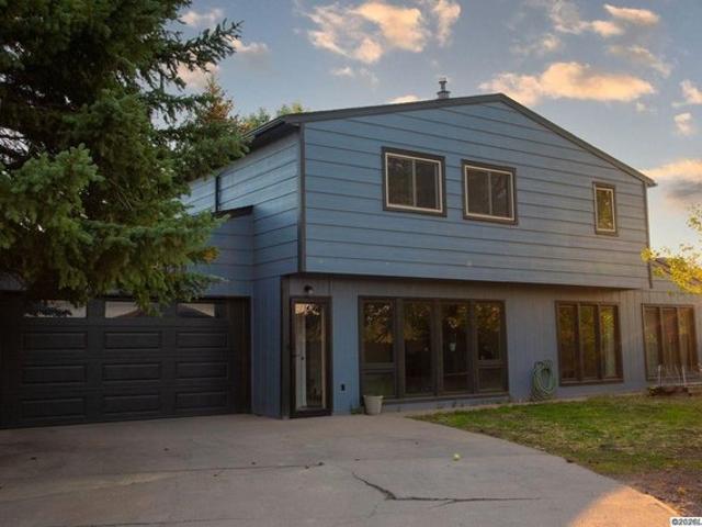 1565 N 23rd St, Laramie, WY 82072