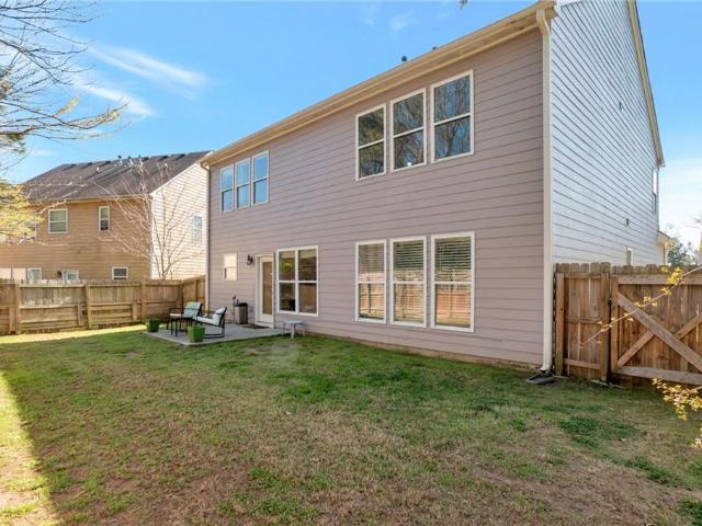 1565 Hedington Circle
