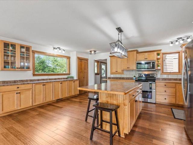 1565 Stallion Road SW