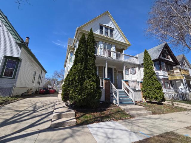 1565 S 14th St, Unit 1567, Milwaukee, WI 53204 | MLS #1957 | Compass