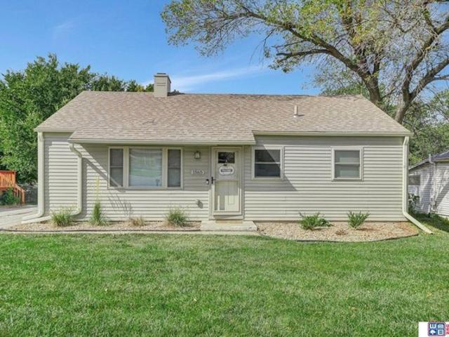 1565 S 48th St, Lincoln, NE 68506