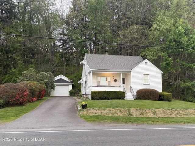 1565 Shoemaker Ave, West Wyoming, PA 18644