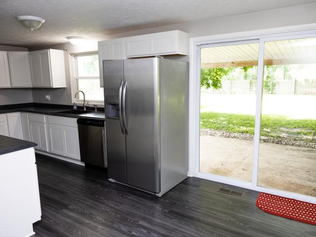 1565 W State Road 32