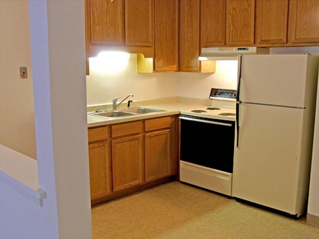 1565 1575 St Paul Ave. 2 Bedroom Apartment for Rent at 1565 Saint Paul Ave, St. Paul, MN 55116 Highland