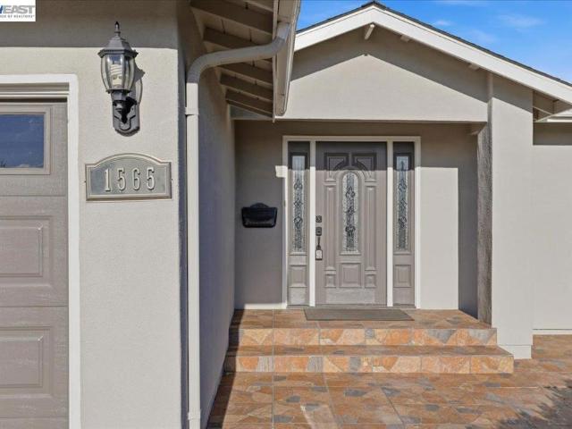 1565 Mendoza Ct