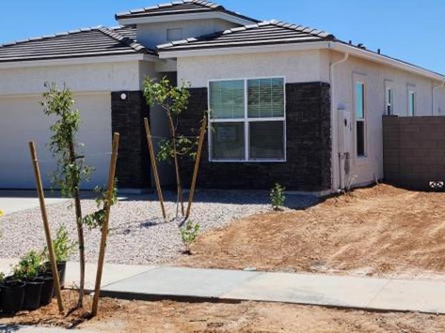 15661 W Smoketree Dr Surprise, AZ 85387