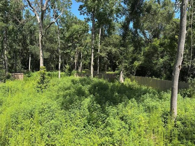 15661 Hickory Ln, Splendora, TX 77372