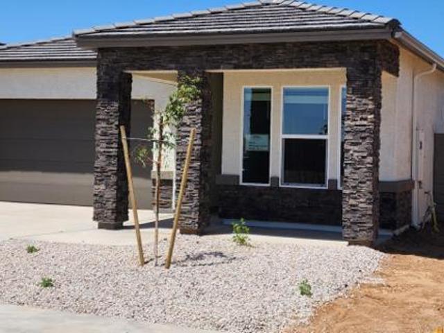 15662 W Smoketree Dr Surprise, AZ 85387