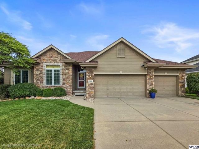 15664 King St, Bennington, NE 68007