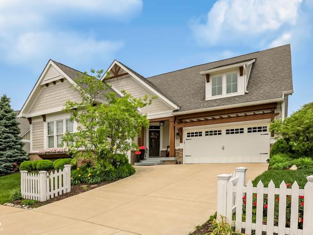 15669 Bethpage Trail