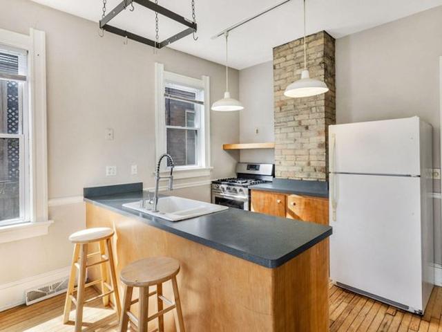1566 N Warren Ave Unit 1568, Milwaukee, WI 53202