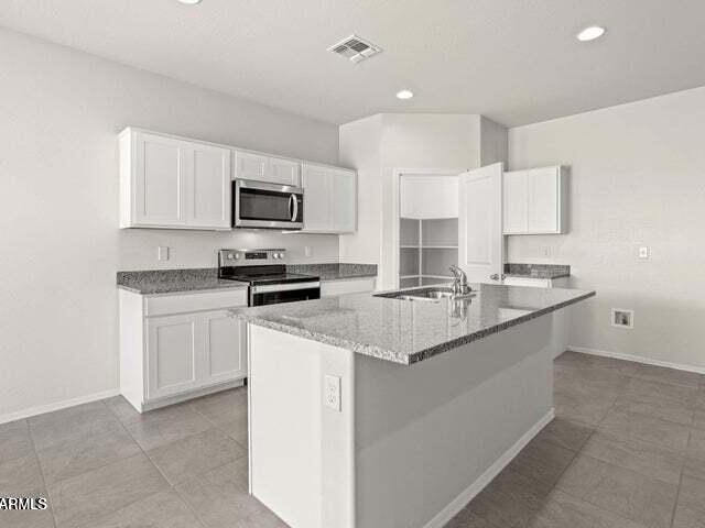 1566 e fletcher drive