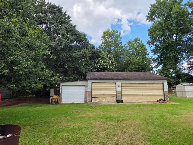 1566 Flicker Road
