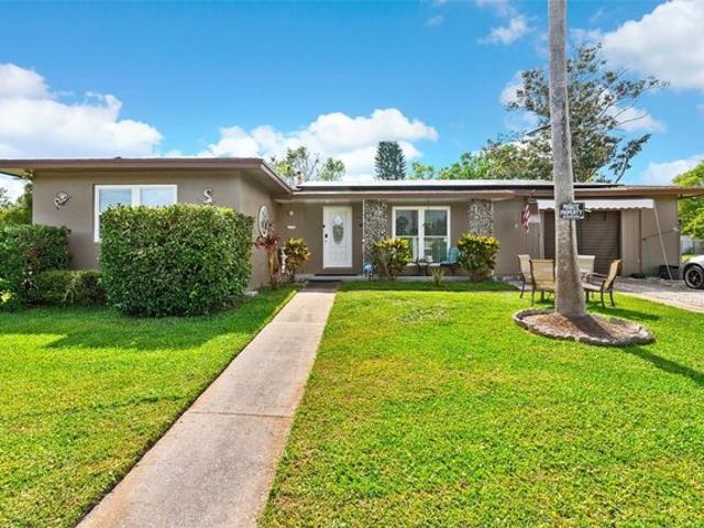 1566 Providence Blvd, Deltona, FL 32725