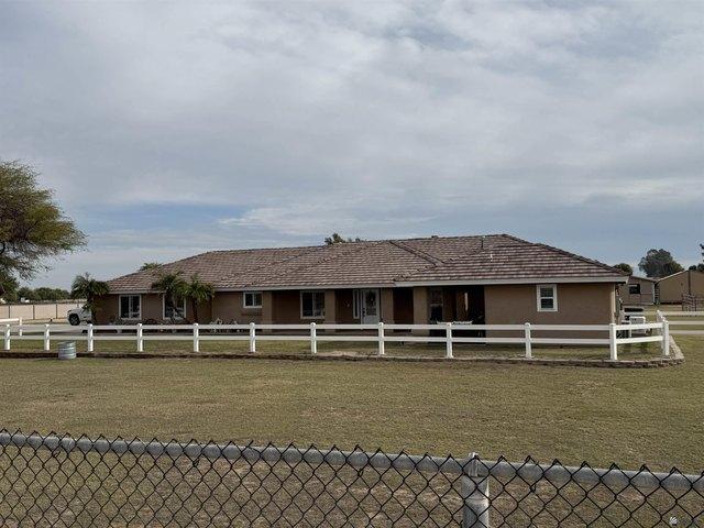 15677 S Avenue 2 1/2 E, Yuma, AZ 85365