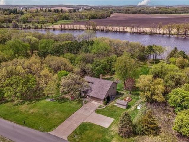 15675 Barley Rd NW, Royalton, MN 56373
