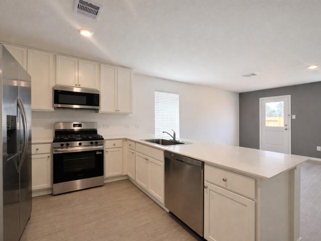 15679 Plum Brk Dr, Conroe, TX 77303 | MLS #52353