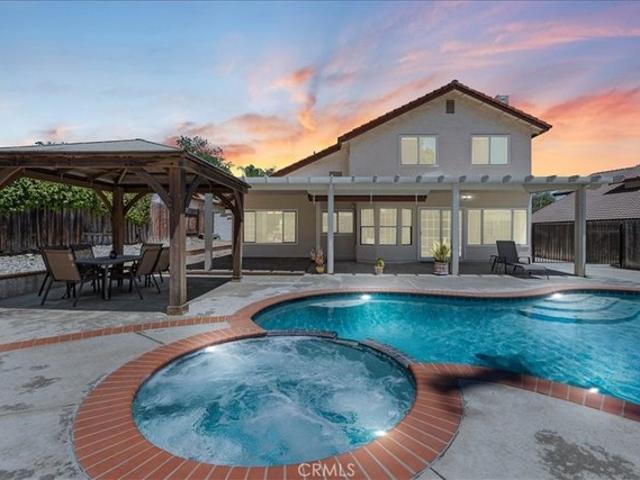 1567 Brentwood Ave, Upland, CA 91786