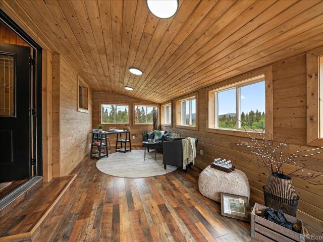 1567 Chippewa Road