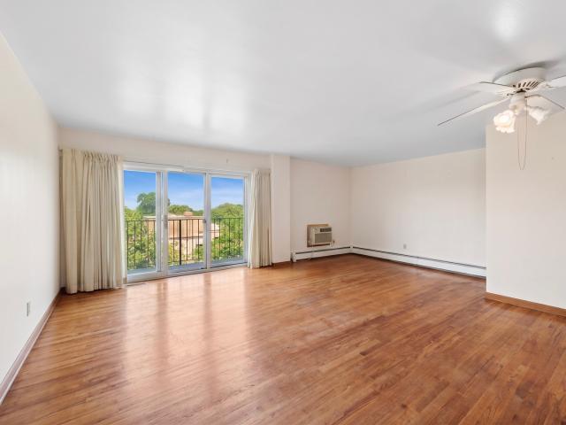 1567 Ridge Avenue # 702