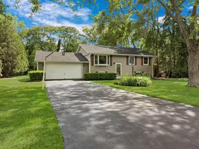 15683 W Birchwood Lane, Libertyville, IL 60048 650595204