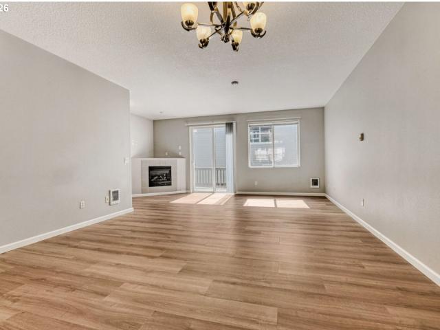 15680 sw black quartz st