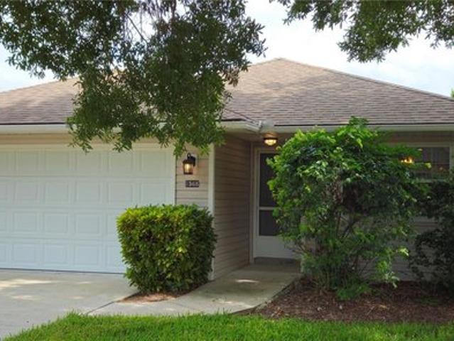 1568 Grove Ct, Tavares, FL 32778