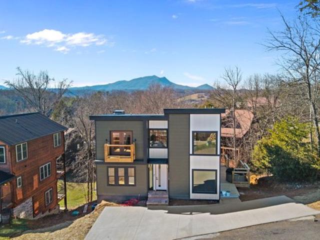 1568 Rainbow Ridge Way, Sevierville, TN 37862
