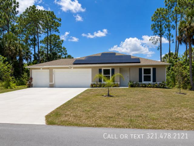 1568 Seeley Cir NW, 3 beds, 2 full baths