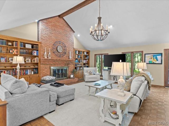 1568 Seminole Circle
