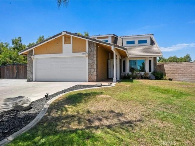 1568 Teton St, San Bernardino, CA 92407