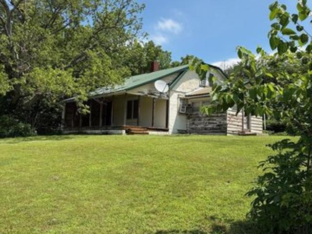 1568 Wellman Rd, Lawrence, KS 66044