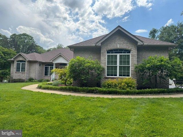 15690 Cloverleaf Ct, Hughesville, MD 20637