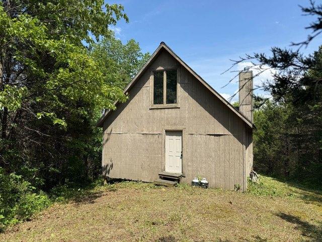 15697 Bear Creek Rd, Vevay, IN 47043
