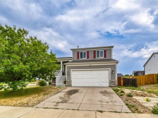 15698 E 51st Dr, Denver, CO 80239