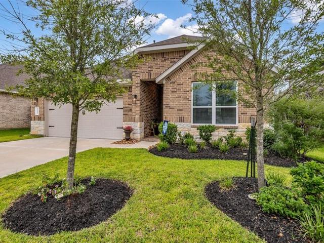 1569 Oakdale Crest Rd, Montgomery, TX 77316