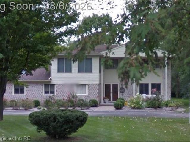 1569 Orchard Ln, Bloomfield Hills, MI 48301