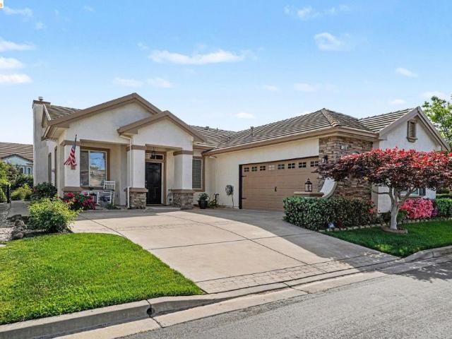 1569 Rubidoux Ln
