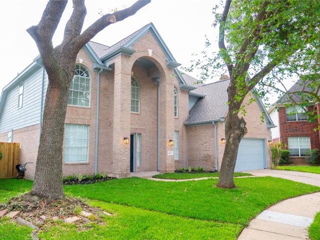 15603 Edgemere Ct Court