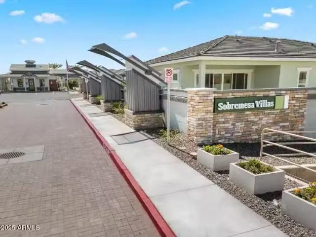 15601 W Cactus, Surprise, AZ 85379 MLS 6830769