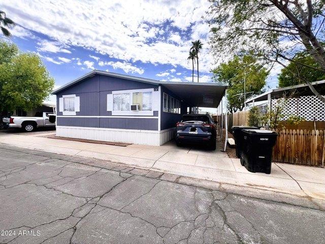 15601 N 19th Ave Lot 37, Phoenix, AZ 85023
