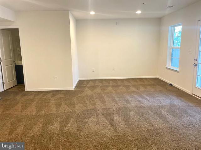 15601 Swanscombe Loop