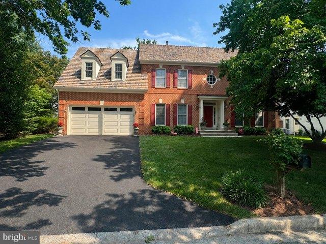 15602 Blackberry Dr, Gaithersburg, MD 20878