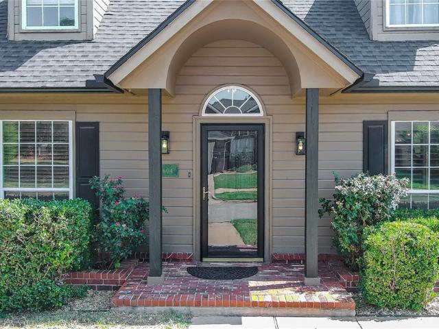 15604 Hyde Parke Drive