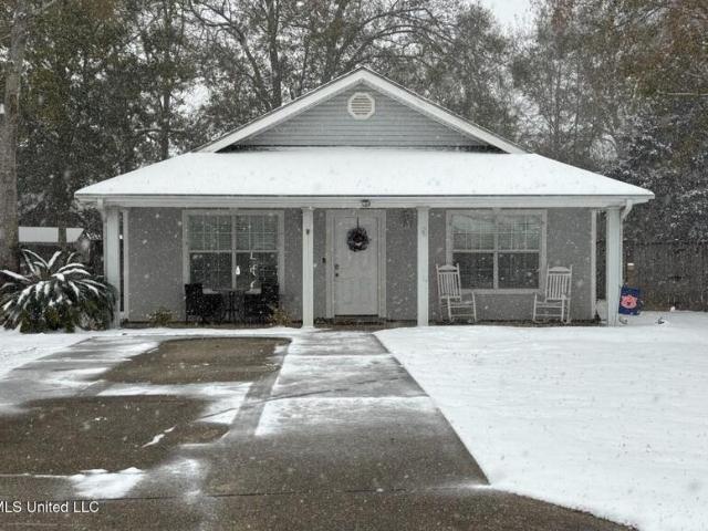 15608 Anderson Drive, Biloxi, MS 39532