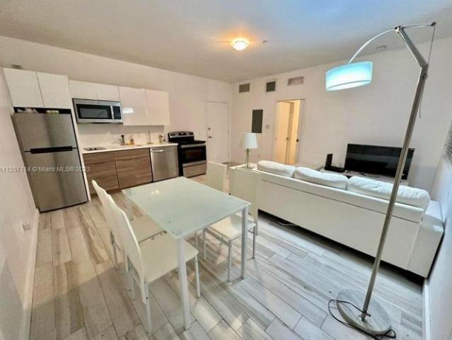 1560 Meridian Ave #207, Miami Beach, FL 33139