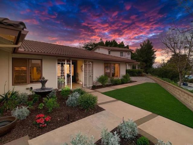 1560 Avenida Ladera, El Cajon, CA 92020